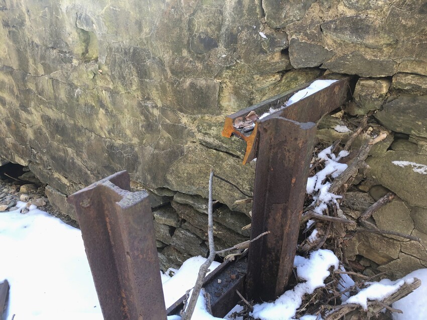 Broken "trash rack": The NERAIL New England Railroad Photo Archive