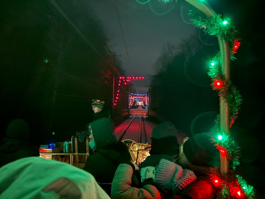 Tunnel of Lights: The NERAIL New England Railroad Photo Archive