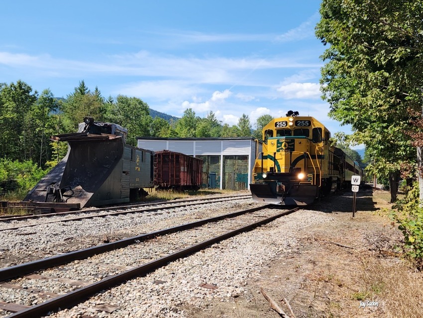 CSRX 255 in Bartlett: The NERAIL New England Railroad Photo Archive